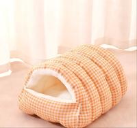 China Soft Checkered Wool Pet Bed Enclosed Cat Furniture Plush Lining Removable Washable 60x50x45cm Cozy for sale