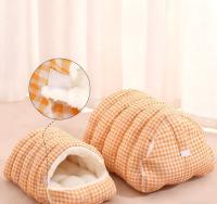 China Checkered Enclosed Wool Soft Cat Bed with Removable Washable Plush Lining 50x40x30cm Cozy Pet Furniture for sale