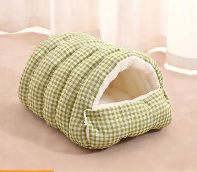 China Indoor Enclosed Wool Soft Cat Bed with Plush Lining Removable Washable Cozy Resting Space for Cats 50x40cm for sale