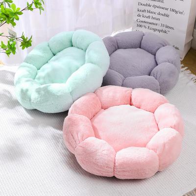 China Fluffy Wool Cat Bed 60cm Round Soft Cozy Pet Furniture with Removable Washable Cover for sale