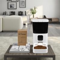 China Eco-Friendly Plastic Automatic Pet Feeder for Dogs Timing Quantitative Feeding IPX5 Battery Powered for sale