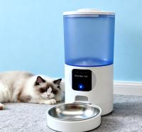 China Smart Automatic Pet Feeder for Dogs and Cats Remote Control Timed Food Dispenser 5L Capacity for sale