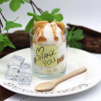 China Beauty Cake Shape Candle Peach Luxury Pomegranate Cranberry Scented Candle for sale