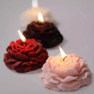 China Misty Forest flower shaped candle Sandalwood Cedarwood 30 Hours Burning for sale