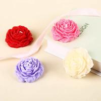 China Misty Forest flower shaped candle Sandalwood Cedarwood 30 Hours Burning for sale