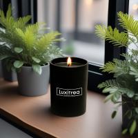 China Handmade Aroma Scented Candle Featuring Natural Essential Oils Suitable for Aromatherapy and Stress Relief Applications for sale