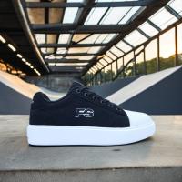 China Women Canvas Shoes Anti Slip Lightweight Hard Wearing Spring Autumn Size 35 41 for sale