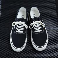 China Unisex Canvas Low Top Sneakers EU 35-44 Triple Vulcanized Casual Shoes for Daily Wear for sale