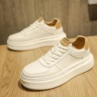 China OEM ODM Men's Casual Sneakers Microfiber Leather Rubber Outsole Size 39-44 for sale
