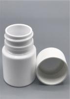 China Pharmaceutical Stage HDPE Pill Bottles For The Ill 0.8mm Average Wall Thickness for sale