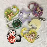 China High Definition Rock Climbing Buckle Acrylic Anime Design Free Sample for sale
