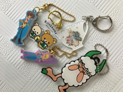China Acrylic Cartoon Character Charms , Cute Keychain Charms Exquisite Workmanship for sale