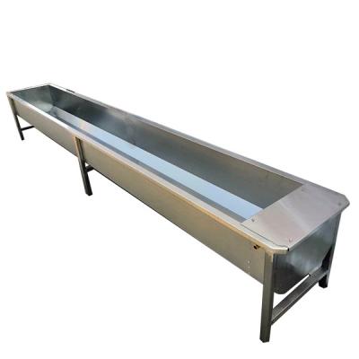 China Double Wall Thickness 1mm Animal Drinking Trough With Electrical Heating for sale