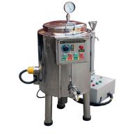 China 5L-500L Fruit Juice Milk Pasteurizer Machine Yogurt Process Equipment for sale