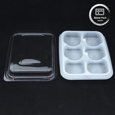 China Square Bakery Blister Box with Lid 4 Compartments Food Safe Plastic Dessert Container for sale