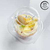 China Transparent Hinged Clamshell Disposable Plastic Food Containers Single Cupcake Holders for sale