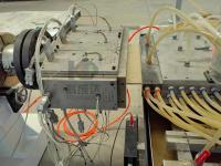 China 5.5kgs/M2 PVC Wall Panel Extrusion Line Plastic Wood Grain PE Extruder Machine for sale