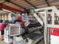 China 600 - 1000kg/H PE Sheet Extruder Plastic Extrusion Machine For PP PE Board for sale