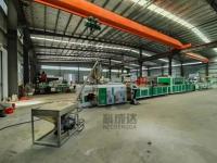 China 5.5kgs/M2 PVC Wall Panel Plastic Wood Grain PE Extruder Machine for Bamboo Fiber Integrated Wall Panel for sale