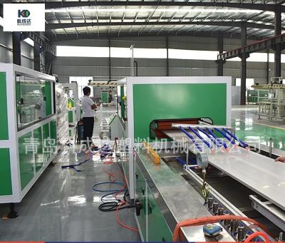 China Fast Speed PP Hollow Board Extrusion Line With Ceramic Heater for sale
