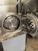 China SUS304 Industrial Powder Grinder Machine 60B High Speed Universal Grinding Machine For Granule for sale