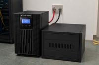 China 3kVA UPS with 30-minute battery backup for small testing equipment for sale