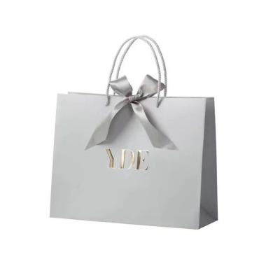China 128gsm Matte Lamination Recycled Paper Carrier Bags for Take Away Custom Logo for sale