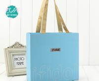 China Custom Printed Kraft Paper Carrier Bags 13x8x15cm with Ribbon Handles Recyclable for sale