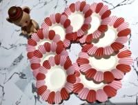 China 13.5cm Disposable Paper Plate Flower Shape Baking Paper Plate for Party Use for sale