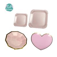 China 8 inch Heart Shape Disposable Paper Plate Eco Friendly 300gsm for sale