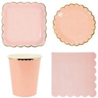 China Disposable 7 Inch Paper Plates for Weddings Birthday Party Tableware 270ml Cups Napkins for sale
