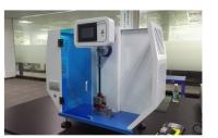 China IZOD Impact Test Machine with 5.5J/22J Pendulum Energy and 3.5m/s Impact Speed for Plastic Materials Testing for sale