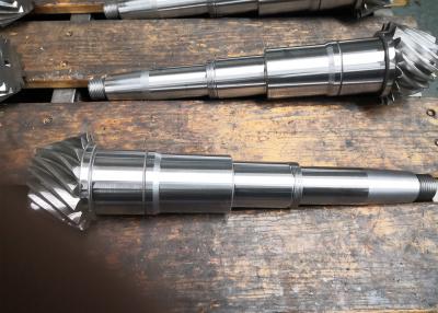 China High-Precision Right Hand Spiral Bevel Gear Shaft 6.5 Module 503mm Length with 58-62 HRC Hardness for sale