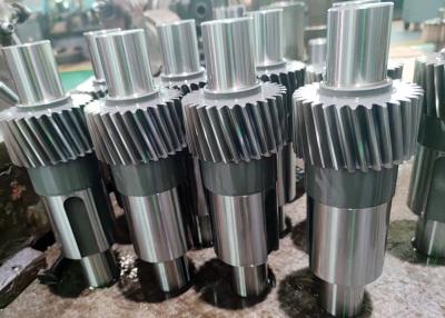 China 4.5 Module Right Hand Helical Pinion Gear Shaft 58-62 HRC with Carburizing Heat Treatment for sale
