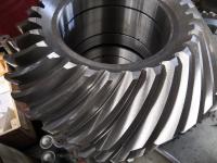 China 11 Module Helical Bevel Gear 20CrMnTi Material with 58-62 HRC Hardness for Transmission Systems for sale