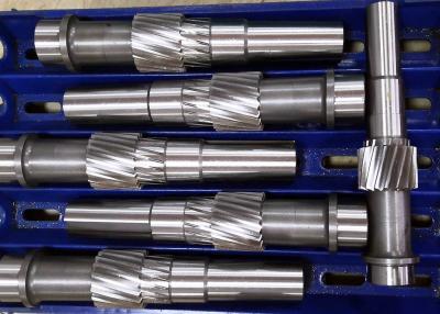 China 3 Module Right Hand Pinion Helical Gear Shaft for Shaft Mounted Gearbox - ISO 6 Grade with 58-62HRC Hardness for sale