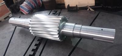 China SAE 4340 Steel Left Hand Helical Gear Shaft DP 1.5 24T Angle 5° Induction Hardened for sale