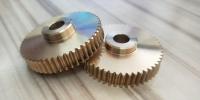 China Bronze Alloy Worm Gear Wheel Set Transmission Parts 58-62 HRC with ISO 6 Grade Precision for sale