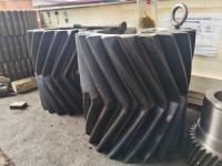 China Customized ISO 8-9 Grade 2200mm Length High Precision Herringbone Gear for sale