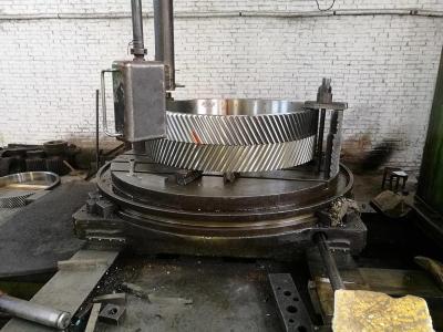 China Herringbone Gears with 158 Teeth, 55mm Width, 2200mm Length for High-Precision Industrial Transmission for sale