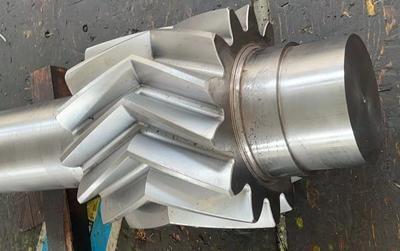 China Herringbone Gears 55 Teeth Width 2200mm Length DIN Class 8 for Heavy Duty Applications for sale