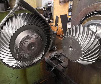 China High-Precision Performance and Long Service Life Gleason Type Spiral Bevel Gears for sale