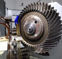 China Custom Spiral Bevel Gears ISO 6 Grade 58-62HRC for Electric Vehicles Medical Equipment for sale