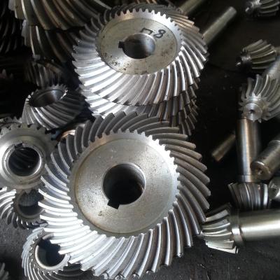 China Customized Spiral Bevel Gears AGMA 10-12 Carburizing Quenching Steel Precision Machining for sale