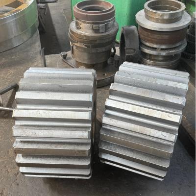 China Custom Spur Gears Rectangular Spline 220-260 HB Hardness Gear Grinding for sale