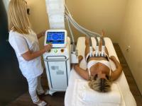 China 1060nm Laser Body Shape Lipo Machine for Fat Reduction and Cellulite Elimination for sale