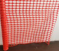 China 100% HDPE Orange Safety Barrier Netting 100x40mm Hole UV Resistant 1.8m Width for sale