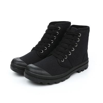 China Canvas Outdoor Sports Shoes Breathable Lightweight Slip Resistant Model AUTC-0727 for sale