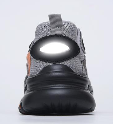 China Breathable Flying Woven Safety Shoes Anti-Smashing Anti-Piercing Steel Toe 2000N Pressure Resistance for sale