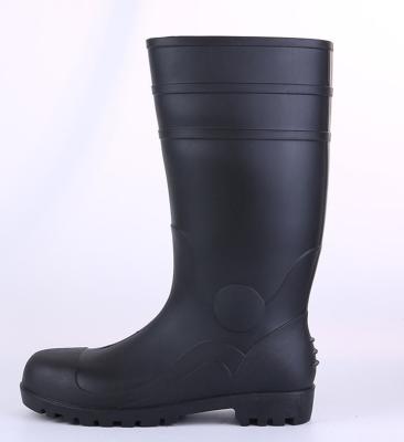 China PVC Anti Smash Oil Resistant Anti Slip Safety Rain Boots Size 36 46 Black for sale